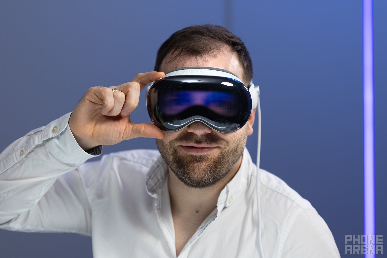 iPhone Fold: Why I’m Bracing for Apple Vision Pro–Style Disappointment ...